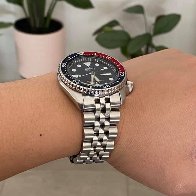 Seiko SKX009 Watch Straps – STRAPIFY